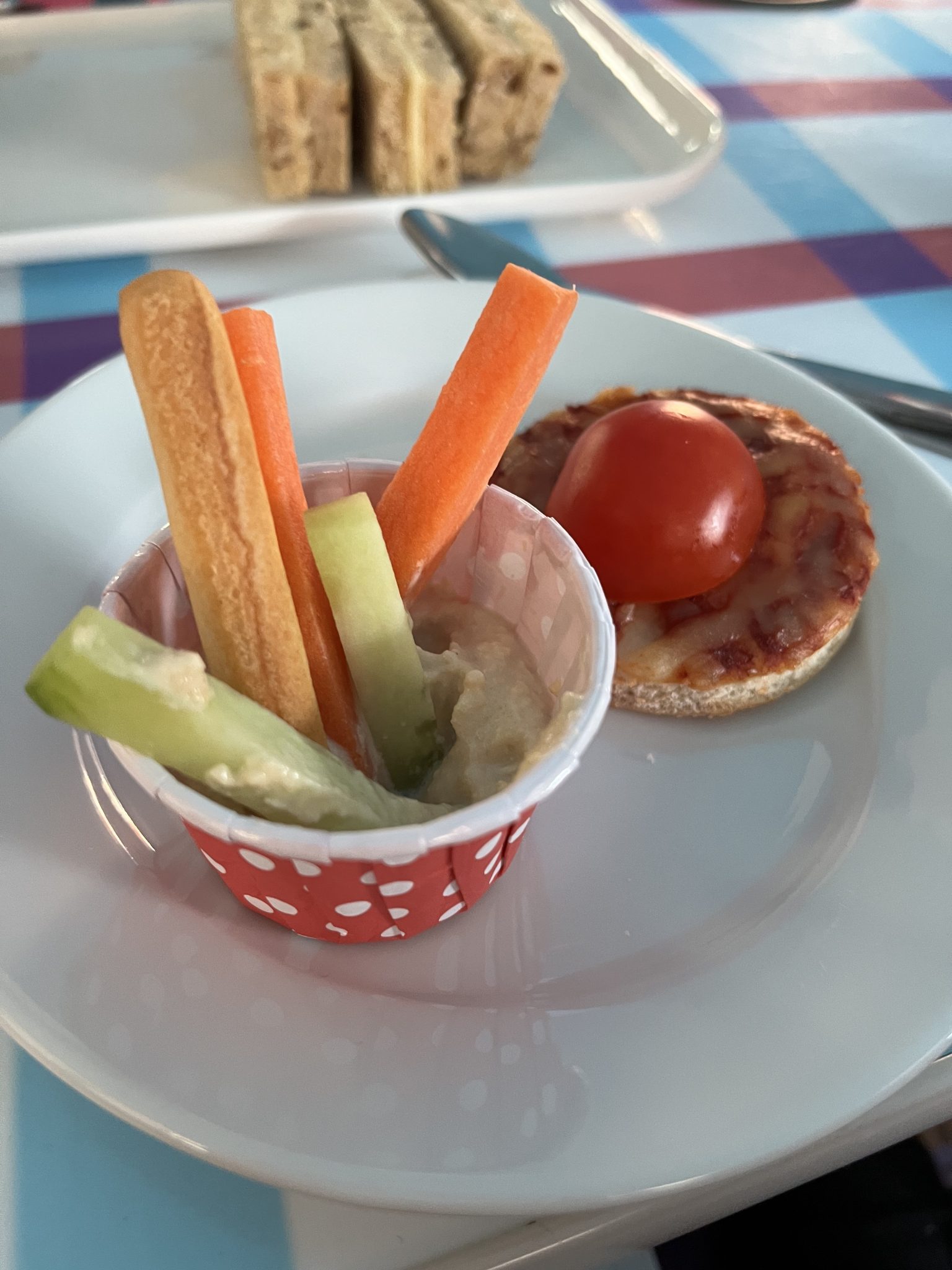 Peppa Pig Afternoon Tea Bus Tour in London - The Palmetto Mom